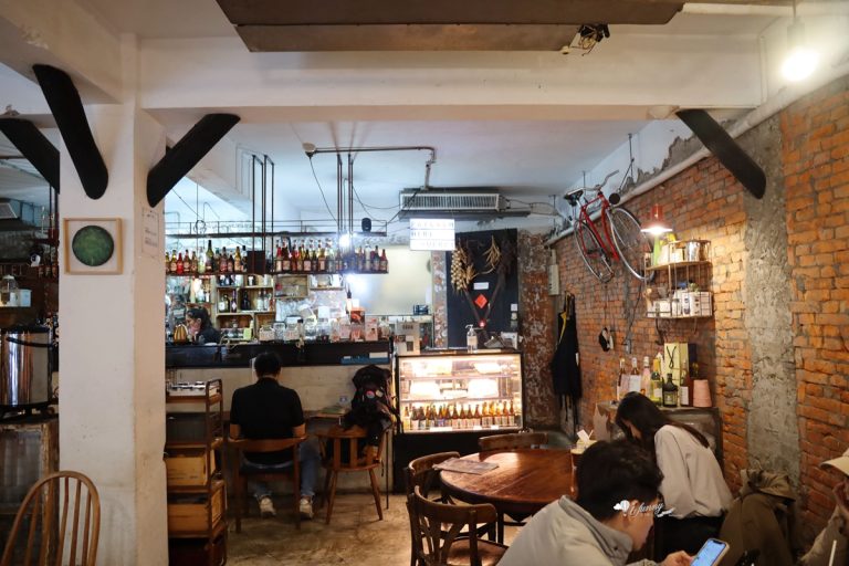 板橋早午餐 | merci cafe 超經典 質感與美味兼俱 新北耶誕城必訪 - ifunny 艾方妮的遊樂場